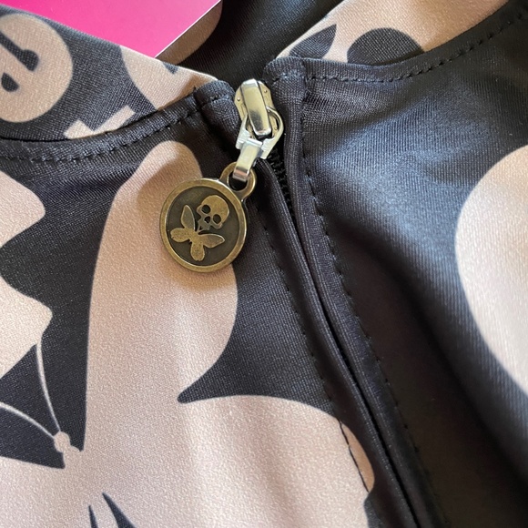 Betty Designs | Other | Betty Designs Short Sleeve Cycle Skinsuit ...